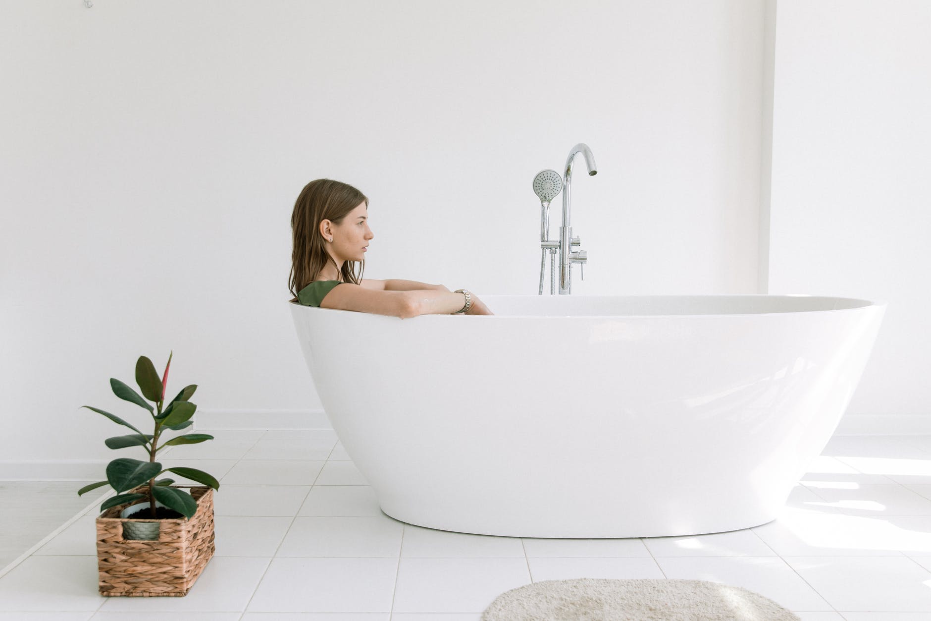 PERINEAL CARE USING SITZ BATH - Women's health